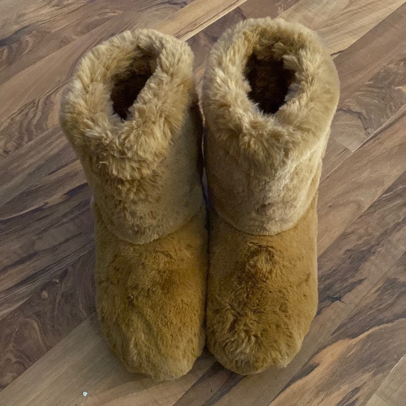 Shoes | Fuzzy Boots | Poshmark